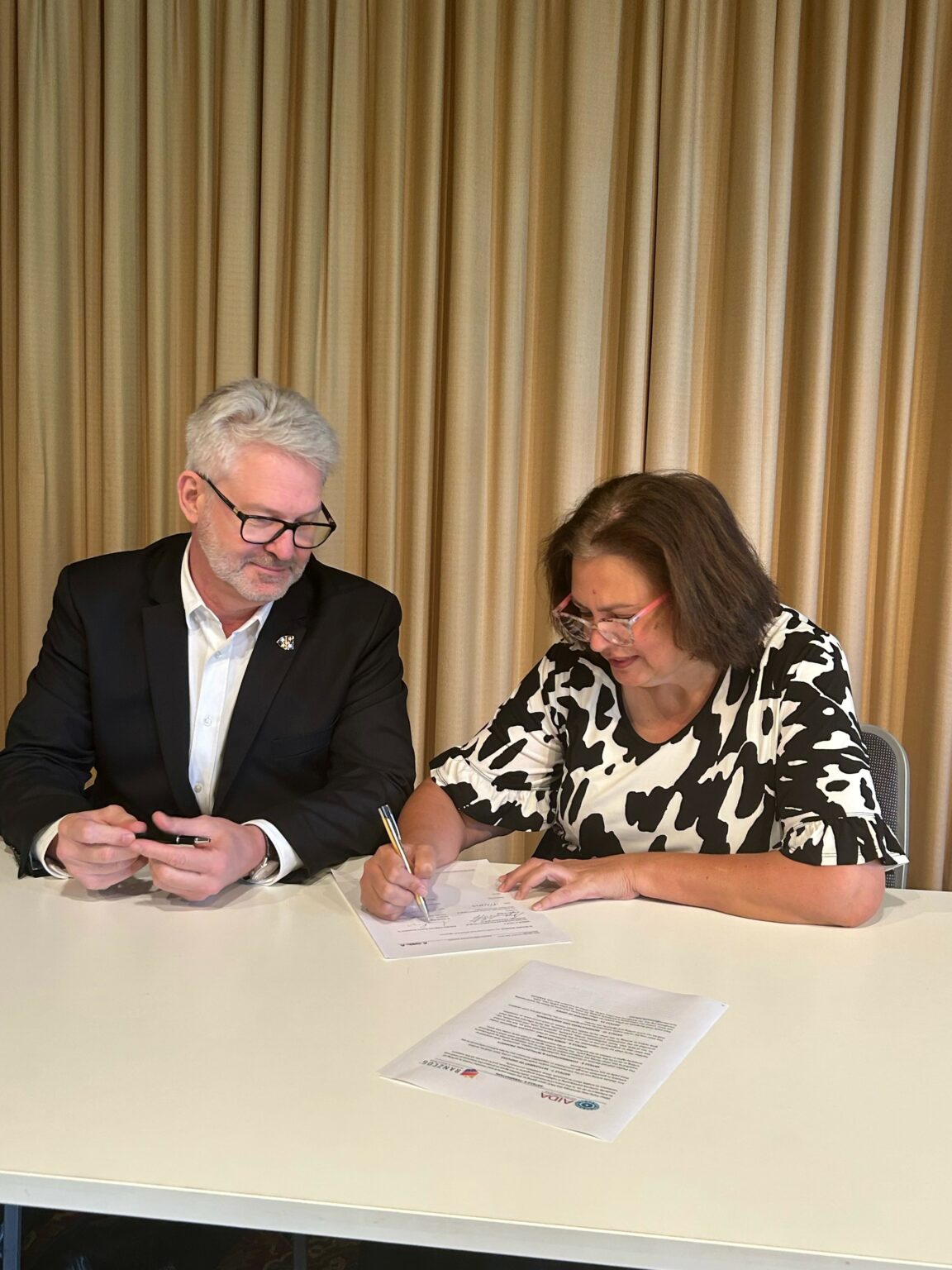 AIDA and RANZCOG sign Memorandum of Understanding - Australian ...